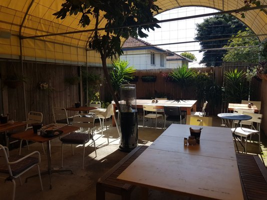 GARDEN CAFE ON GUILDFORD - Updated May 2025 - 317 Guildford Rd ...