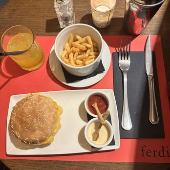 FERDI - Updated June 2025 - 221 Photos & 169 Reviews - 32 rue du Mont ...