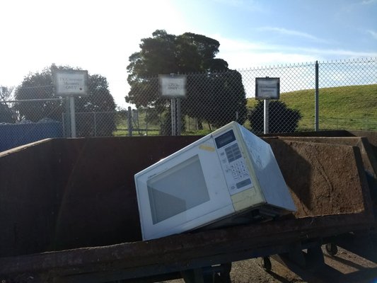 SMART STATION - Updated December 2025 - 45 Photos & 68 Reviews - 301 ...