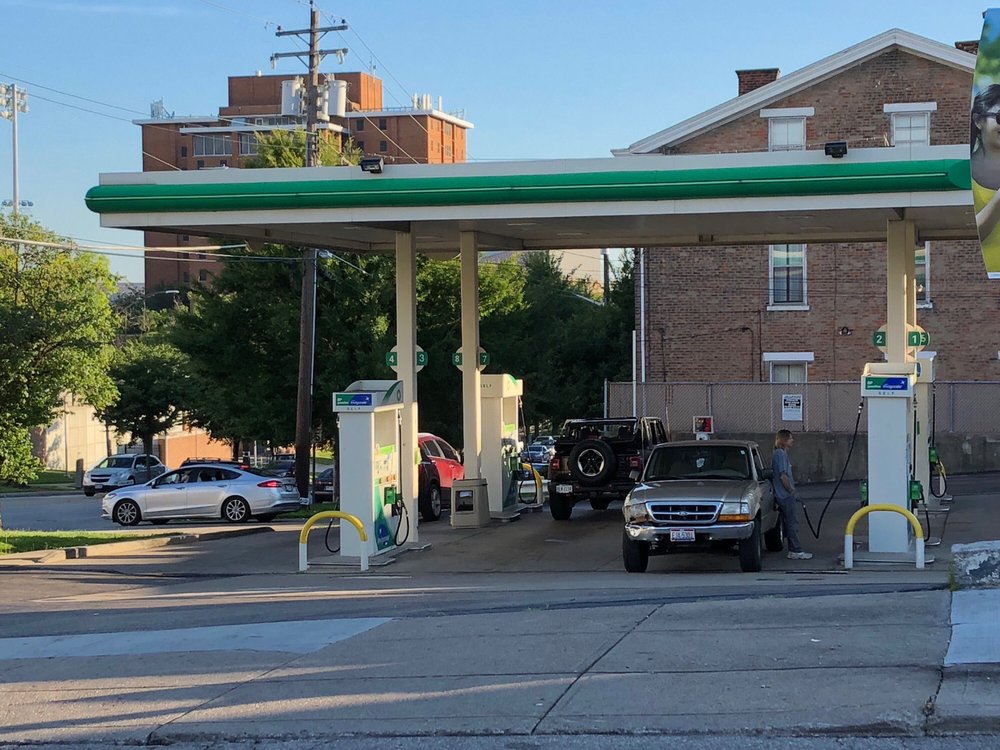 BP - Updated March 2025 - 2606 Jefferson Ave, Cincinnati, Ohio - Gas ...