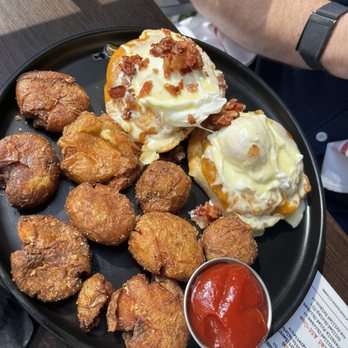 BATCH GASTROPUB - Updated January 2026 - 1726 Photos & 1534 Reviews ...