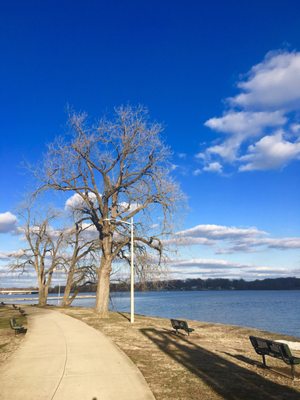 BEACH HOUSE - 131 Photos & 179 Reviews - 2301 E Lake Shore Dr, Decatur ...