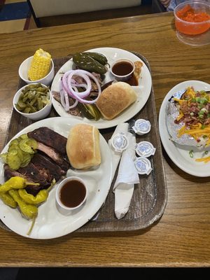 SPRING CREEK BARBEQUE - Updated July 2025 - 95 Photos & 141 Reviews ...