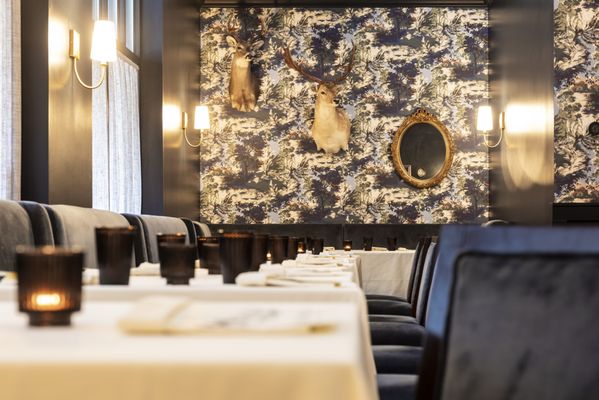 WOODSIDE - Updated January 2026 - 81 Photos & 28 Reviews - 24 Midway Sq ...