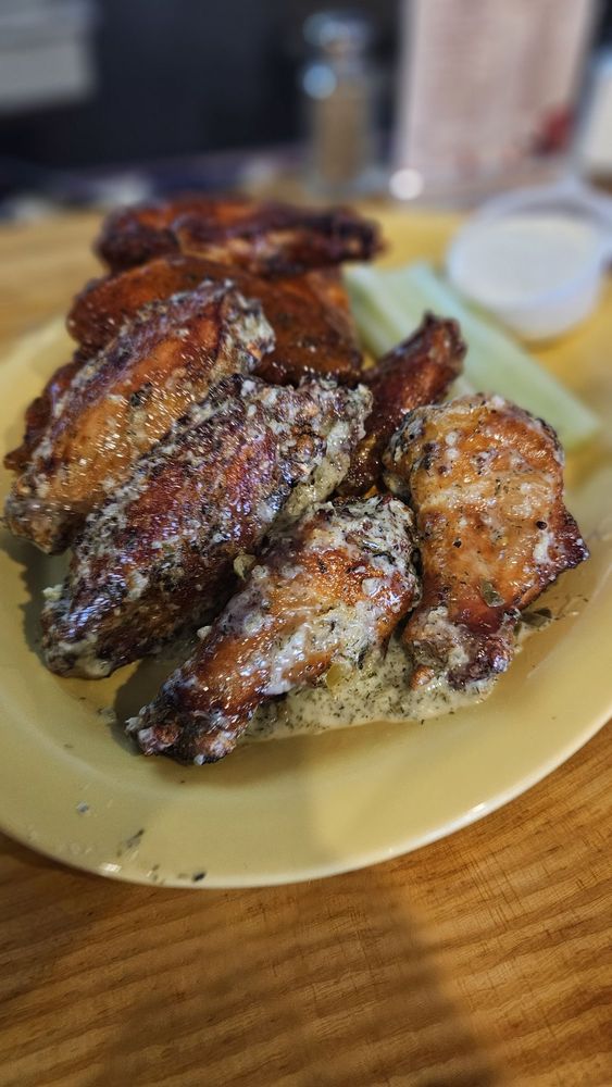 TRAIL DUSTERS TAP AND TABLE - Updated September 2025 - 25 Photos & 19 ...