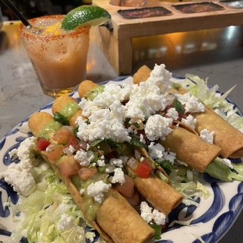 SAYULITA TAP ROOM - Updated October 2025 - 200 Photos & 124 Reviews ...