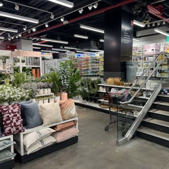 TARGET - Updated December 2025 - 299 Photos & 137 Reviews - 255 ...