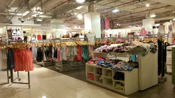 FALABELLA - Updated August 2025 - 40 Photos & 26 Reviews - Florida 202 ...