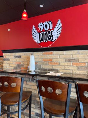 901 WINGS - Updated June 2025 - 14 Photos & 20 Reviews - 890 W Poplar ...