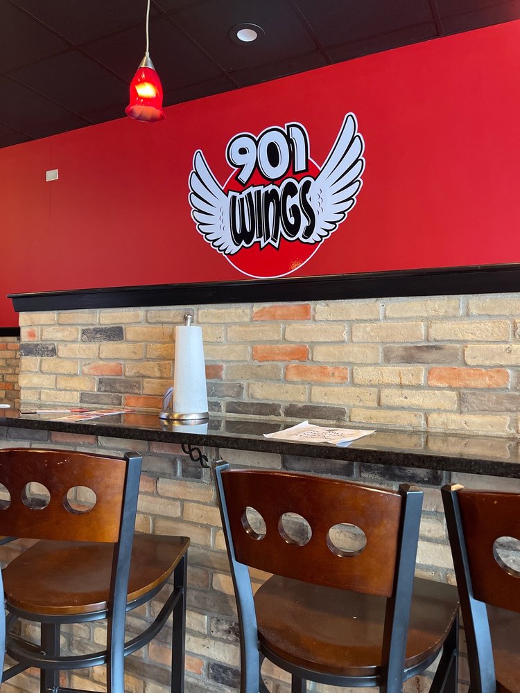 901 WINGS - 10 Photos & 11 Reviews - 890 W Poplar Ave, Collierville ...