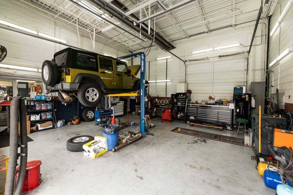 METRO MOTOR - Updated May 2025 - 39 Photos & 112 Reviews - 1576 ...