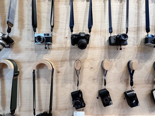 PEAK DESIGN - Updated December 2025 - 116 Photos & 129 Reviews - 529 ...