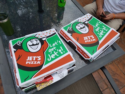 JET’S PIZZA - Updated May 2026 - 26 Photos & 35 Reviews - 406 Oil Well ...