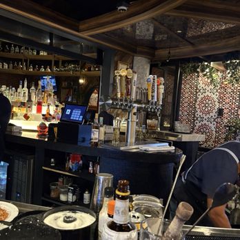 PUTTERY - Updated December 2025 - 516 Photos & 355 Reviews - 210 ...