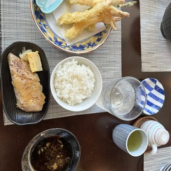 AKIRA JAPANESE RESTAURANT - Updated August 2024 - 2023 Photos & 273 ...