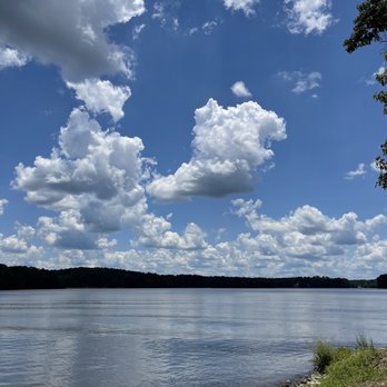 DRAKE FIELD - Updated December 2025 - 27 Photos - 151 Willowbend Rd ...