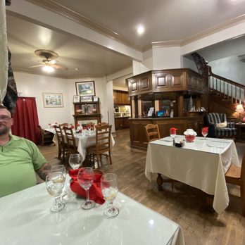 IRWIN STREET INN AND RESTAURANT - Updated October 2024 - 99 Photos & 56 ...