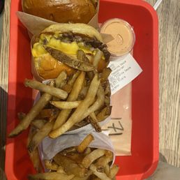 SWIZZLER CRISPY CHICKEN + SMASH BURGERS - Updated November 2025 - 220 ...