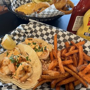 THE BUNKER BAR AND GRILLE - 36 Photos & 18 Reviews - 4616 Rimrock Dr ...