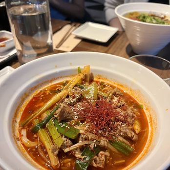 UDON LAB - Updated September 2024 - 1079 Photos & 525 Reviews - 43 W ...