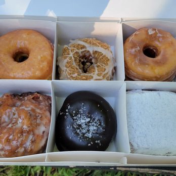 BEACON DOUGHNUTS - Updated April 2025 - 567 Photos & 254 Reviews - 810 ...