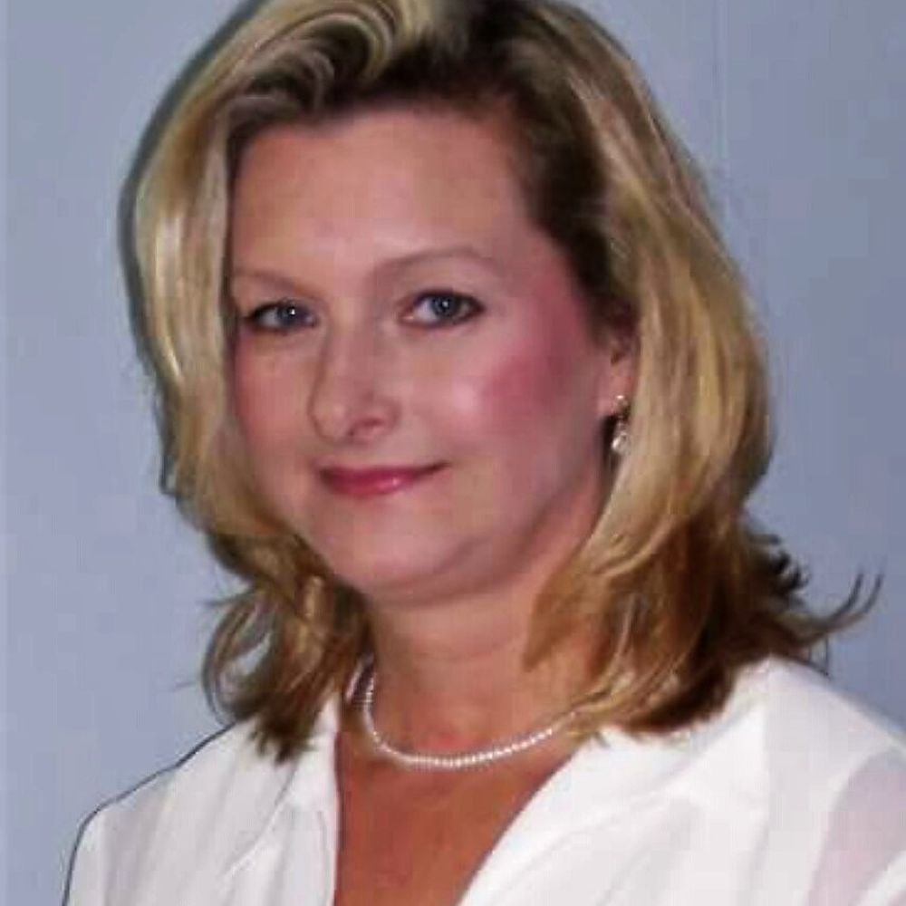 Shelli Walker's Instagram, Twitter & Facebook on IDCrawl