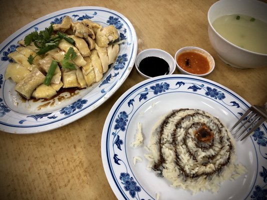 KAMPONG CHICKEN RICE CHICKEN HOUSE - Updated May 2025 - 11 Photos - 255 ...