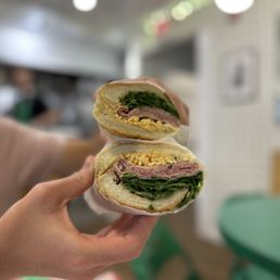 MIDDLE CHILD - Updated July 2024 - 717 Photos & 594 Reviews - 248 S ...