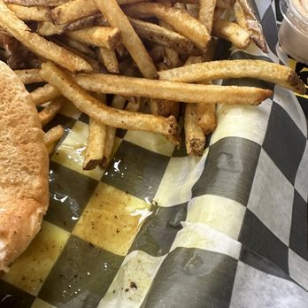 BURGER YARD - Updated October 2025 - 21427 Little Mack Ave, St. Clair ...