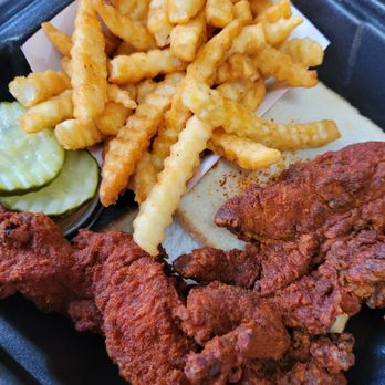 DAVE’S HOT CHICKEN - Updated June 2025 - 141 Photos & 119 Reviews - 936 ...