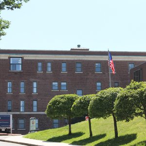 MGH CHELSEA HEALTHCARE CENTER - Updated May 2025 - 100 Everett Ave ...