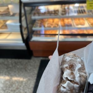 SHERRYS BAKERY - Updated October 2025 - 51 Photos & 62 Reviews - 122 N ...