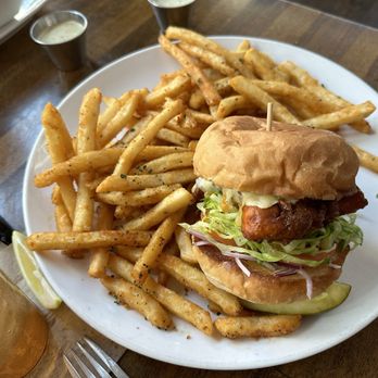 THE SMOKING GUN - Updated May 2024 - 730 Photos & 572 Reviews - 555 ...