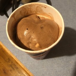 ICEBERG DRIVE INN - Updated July 2025 - 174 Photos & 293 Reviews - 3906 ...