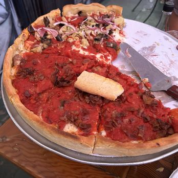 LEFTY’S CHICAGO PIZZERIA - Updated June 2025 - 726 Photos & 1599 ...
