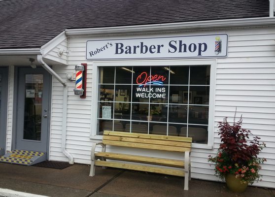 ROBERT’S BARBER SHOP - Updated December 2025 - 12 Reviews - 18 Mill ...