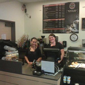 FLORFE CAFE - Updated October 2025 - 11 Photos - 4771 Lancaster Dr ...