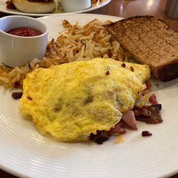 CAFE AT THE PFISTER - Updated March 2025 - 160 Photos & 71 Reviews ...