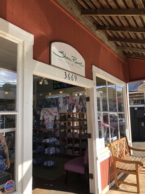 REEVE SHERRI GALLERY & GIFTS-MAKAWAO - Updated November 2024 - 49 ...