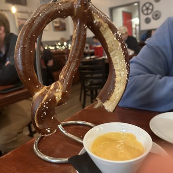 INDUSTRIAL TAPHOUSE - 275 Photos & 288 Reviews - 10392 Leadbetter Rd ...