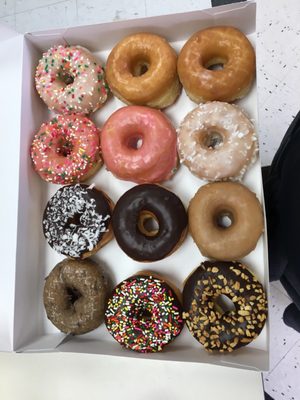 USA DONUTS - Updated October 2025 - 22 Photos & 12 Reviews - 321 E ...