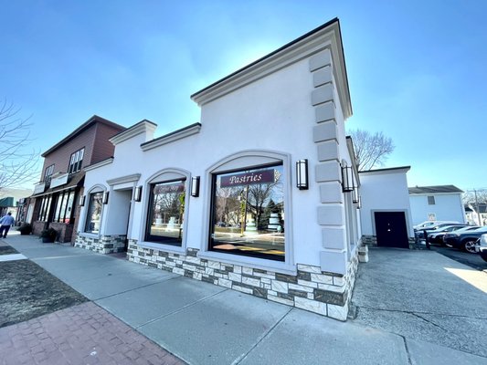 CERRATO’S PASTRY SHOP - Updated 2024 - 153 Photos & 73 Reviews - 255 ...