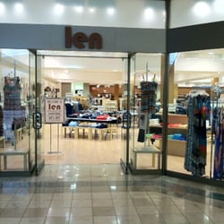 Gap rosedale mall store
