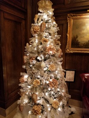 TOLEDO CLUB - Updated January 2026 - 12 Photos - 235 14th St, Toledo ...