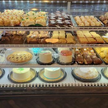 HILLCREST BAKERY - Updated October 2025 - 249 Photos & 306 Reviews ...