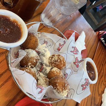 THE APPLE BARN & CIDER MILL - Updated October 2024 - 615 Photos & 478 ...