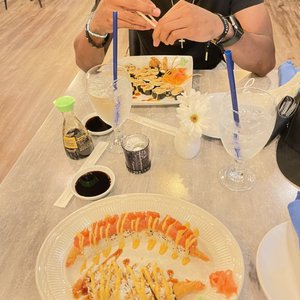 SAWADDEE KA THAI CUISINE AND PHO - Updated October 2024 - 223 Photos ...