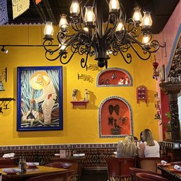 OCHO CAFE - Updated December 2025 - 619 Photos & 382 Reviews - 330 N ...