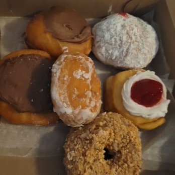 LYNCOURT BAKERY - Updated December 2025 - 11 Photos & 59 Reviews - 2205 ...