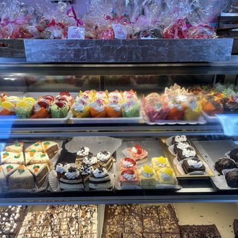 ANNIE’S BAKERY & CAFE - Updated January 2026 - 16 Photos - 753 E ...
